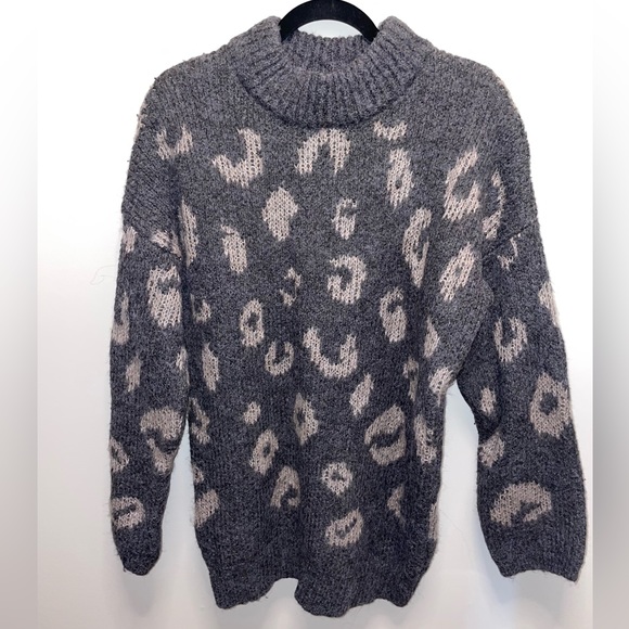 Universal Thread | Sweaters | Universal Threads Sweater | Poshmark